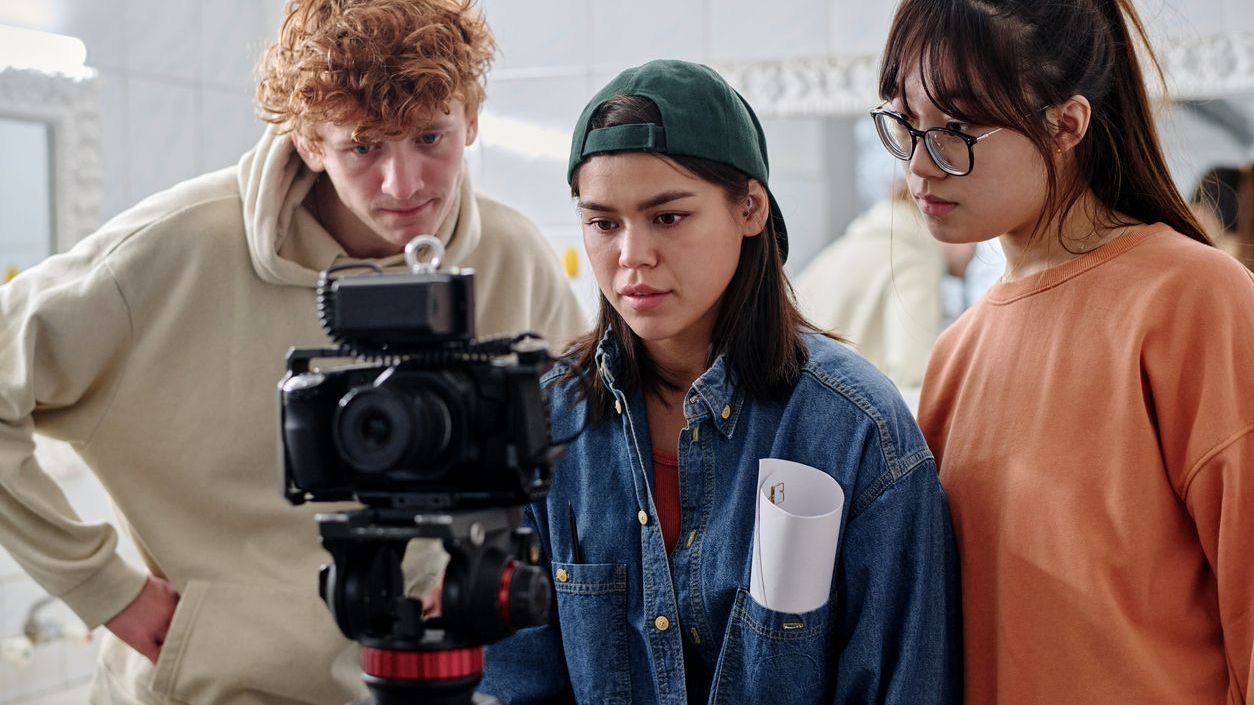 Digital Student Worker Scheduling: Industry Coordination Tools - myshyft.com